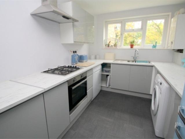 Apartment at Knowle Green, Borough of Spelthorne