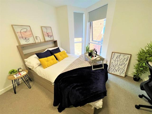 Apartment at Knowle Street, Stoke on Trent