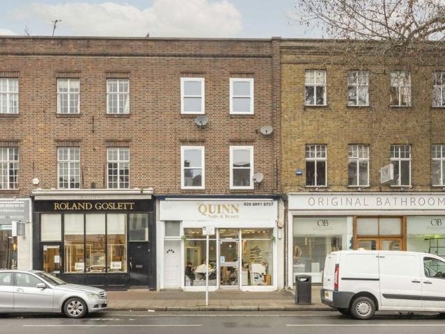 Apartment at Kew Road, Greater London