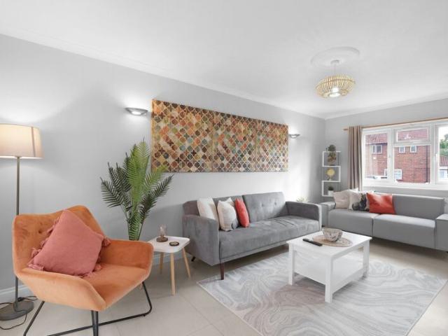 Apartment at Keel Drive, Slough