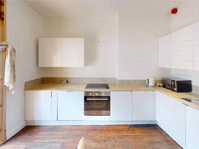 Apartment at Kellaway Avenue, Bristol
