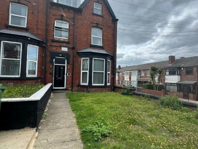 Apartment at Kelso Road, Leeds