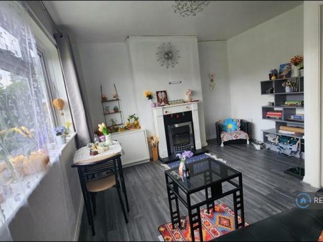 Apartment at Kemberton Road, Birmingham