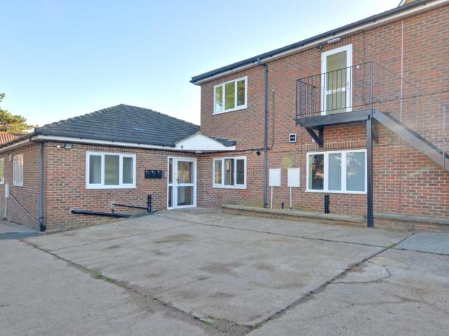 Apartment at Kemnal Road, Greater London