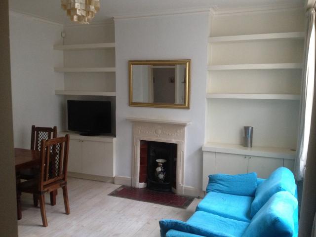 Apartment at Kempsford Gardens, Greater London