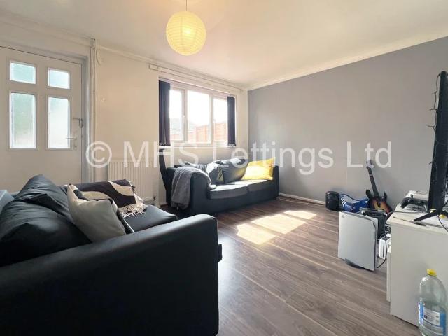 Apartment at Kendal Lane, Leeds