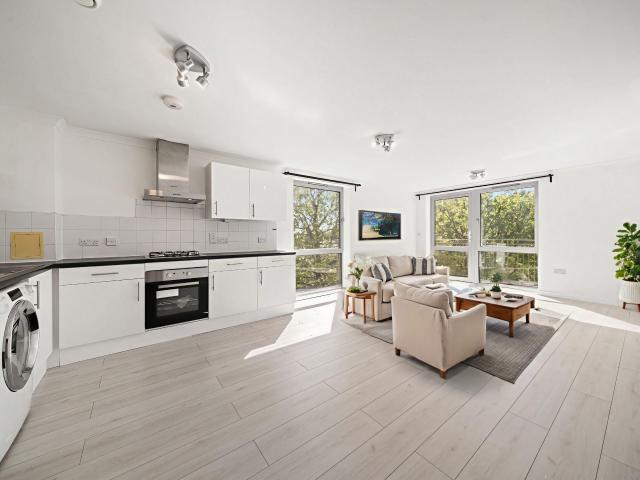 Apartment at Kennard Street, Greater London