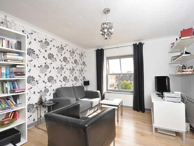 Apartment at Kennet Square, Greater London