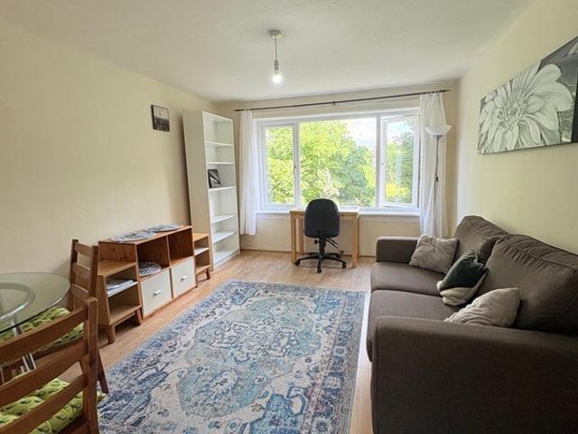 Apartment at Kennedy Path, Glasgow