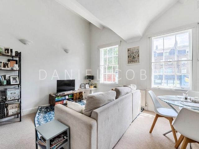 Apartment at Kennington Lane, Greater London