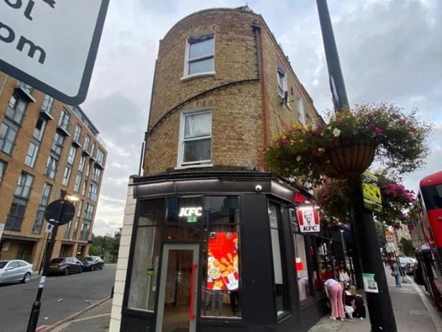 Apartment at Kennington Lane, Greater London