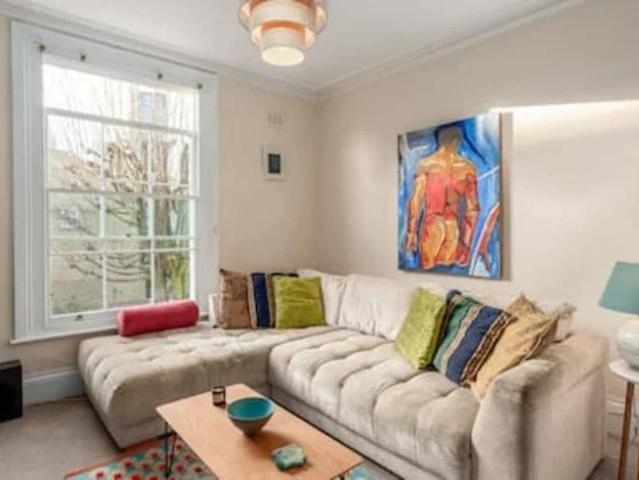 Apartment at Kennington Oval, Greater London