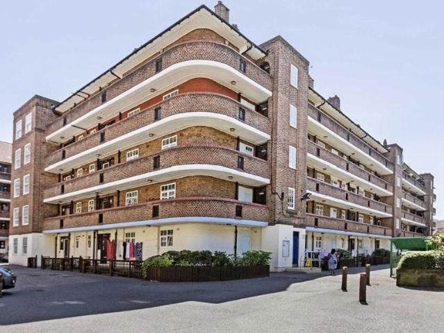 Apartment at Kennington Park Road, Greater London