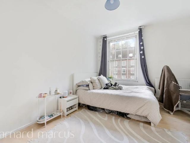 Apartment at Kennington Road, Greater London