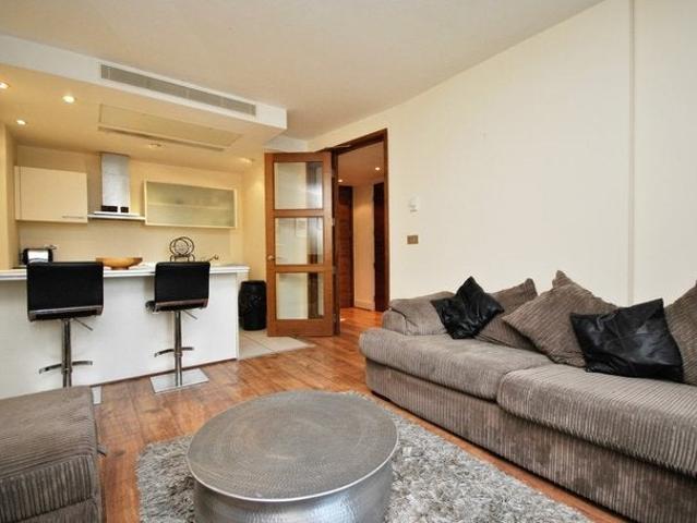 Apartment at Kensington Apartments, London