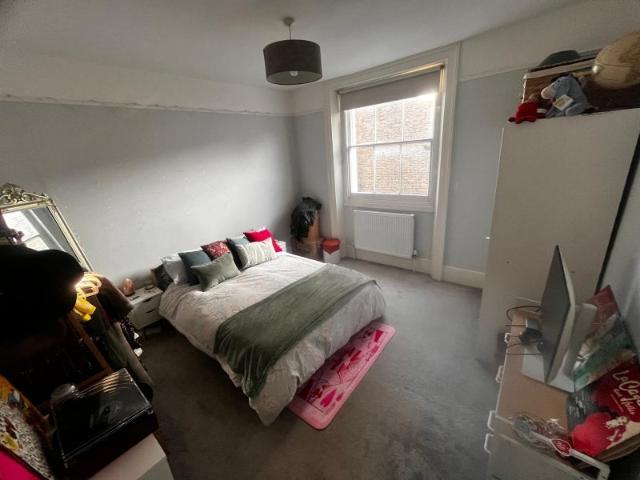 Apartment at Kensington Church Street, Greater London