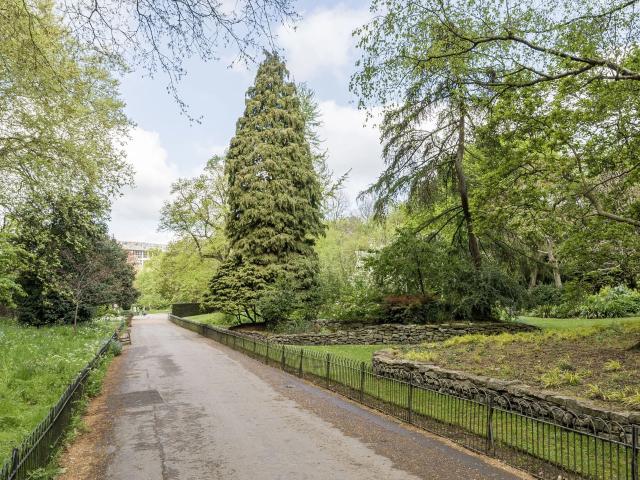 Apartment at Kensington Court, Greater London