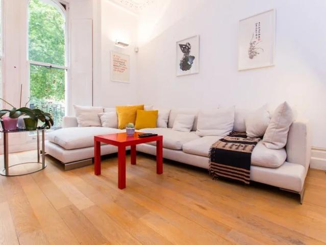 Apartment at Kensington Gardens Square, City of Westminster