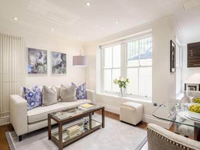 Apartment at Kensington Gardens Square, City of Westminster