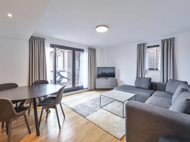Apartment at Kensington High Street, Greater London
