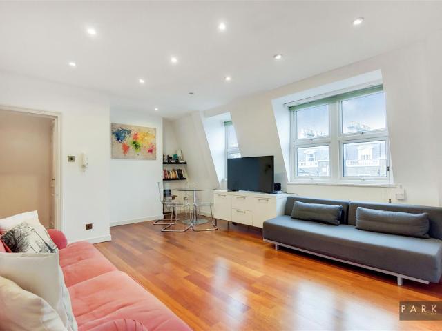 apartment at Kensington High Street, Kensington, London, W8 7DJ