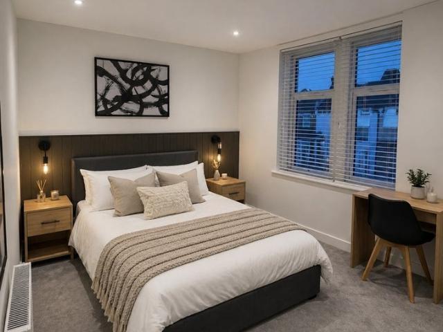 Room at Kensington Road, Portsmouth