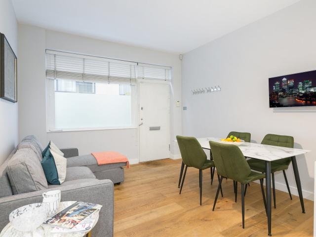 Apartment at Kenrick Place, London