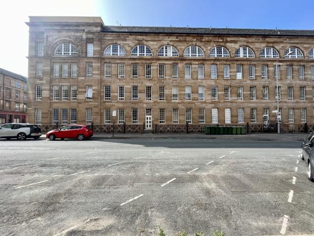 Apartment at Kent Road, Glasgow