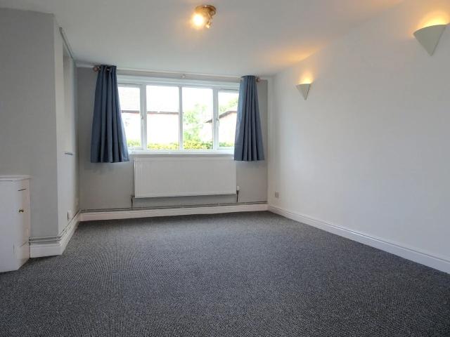 Apartment at Kenton Avenue, Manchester