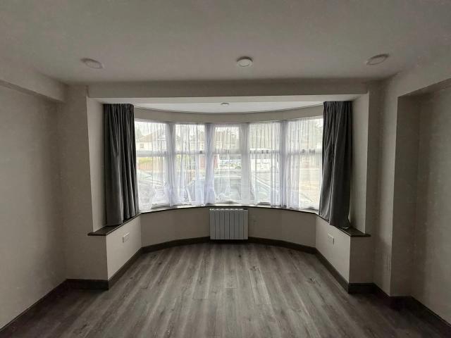 Apartment at Kenton Road, Greater London