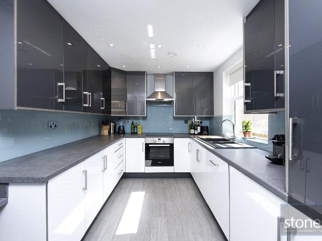 Apartment at Kentish Town Road, Greater London