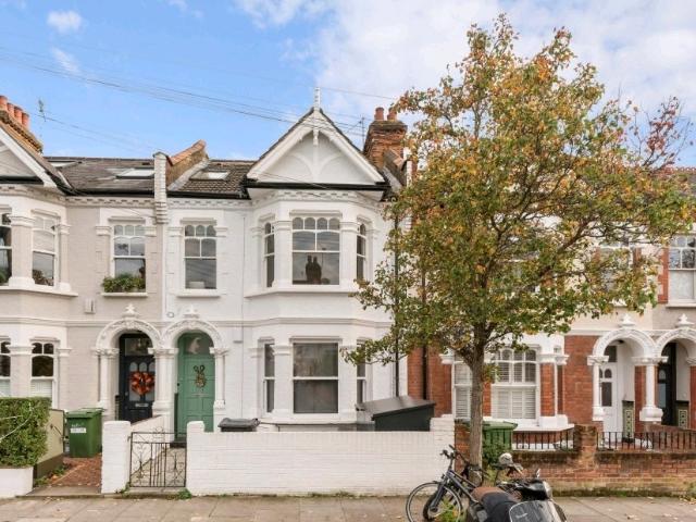 Apartment at Kenyon Street, Greater London