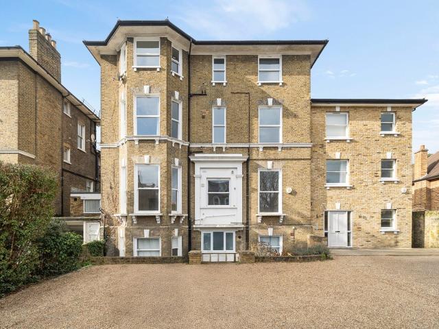 Apartment at Kidbrooke Park Road, Greater London