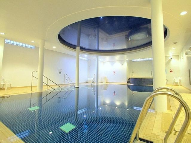 Apartment at Kidderpore Avenue, Greater London