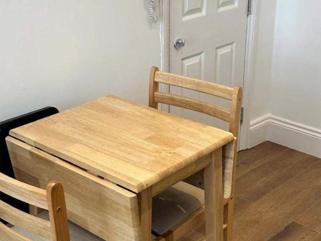 Apartment at Kilburn High Road, Greater London