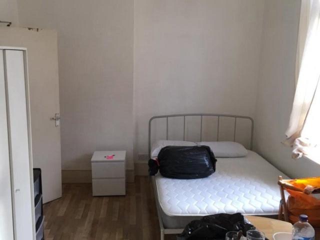 Apartment at Kilburn High Road, Greater London