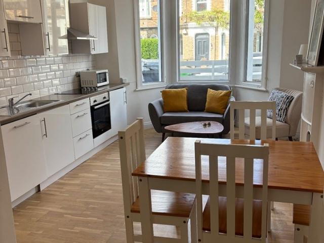 Apartment at Kilburn Lane, City of Westminster