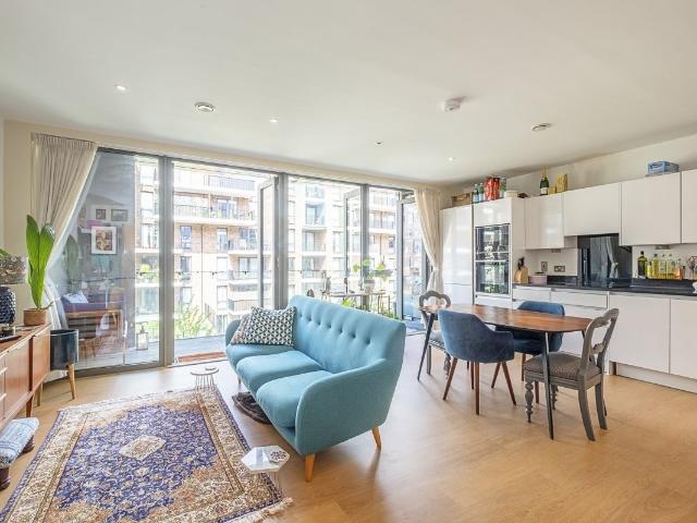 Apartment at Kilburn Park Road, City of Westminster