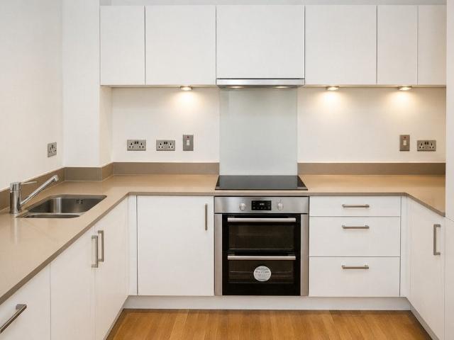 Apartment at Killick Way, Greater London