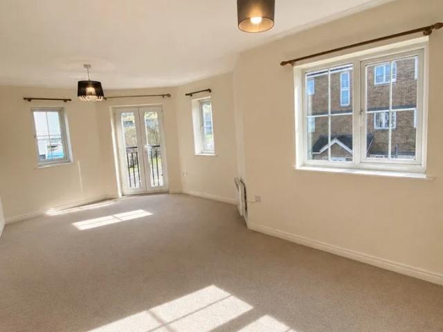 Apartment at Kiln Way, Dunstable