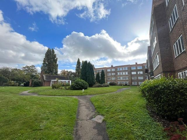 Apartment at Kimber Road, Greater London