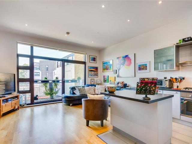 Apartment at Kimberley Road, Greater London
