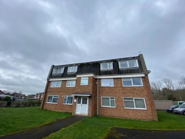 Apartment at Kimmeridge Close, Stratton St. Margaret