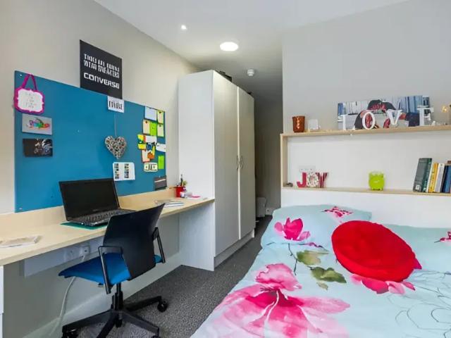 Apartment at King Charles I Island, City of Westminster