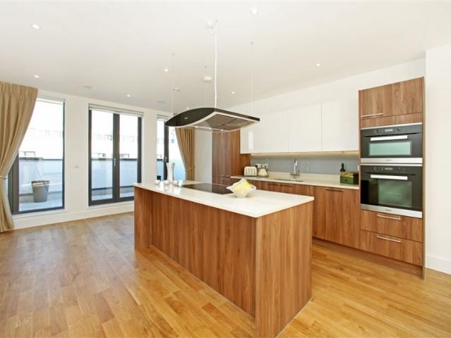Apartment at King Charles I Island, City of Westminster