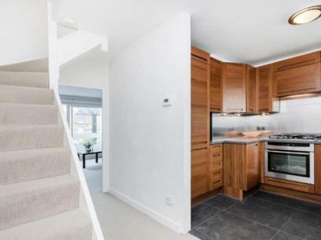 Apartment at King Henry's Road, Greater London