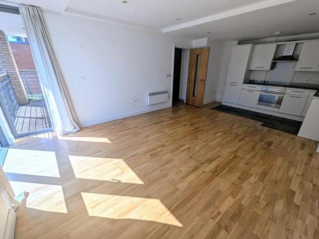 Apartment at King Square Avenue, Bristol