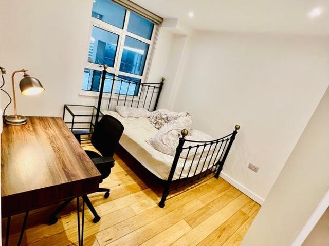 Apartment at King Street, Greater London