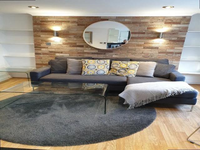 Apartment at King Street, Greater London