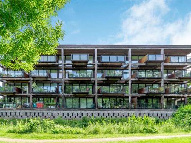 Apartment at Kingfisher Way, Cambridge